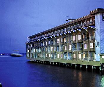 Hotel Edgewater donde se hospedaba Led Zeppelin - Cínicos de Sinope